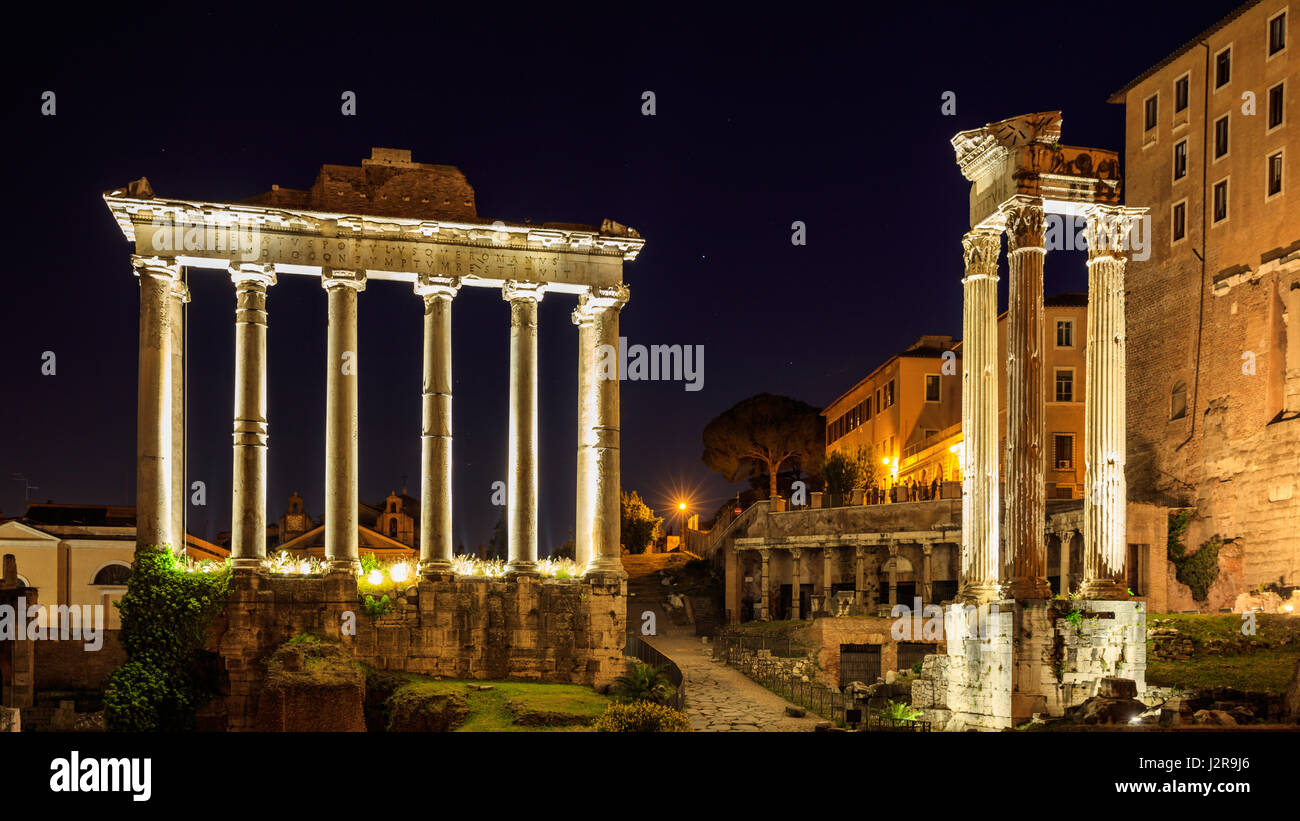 Temple of Saturn in Roman Forum - night view Stock Photo - Alamy