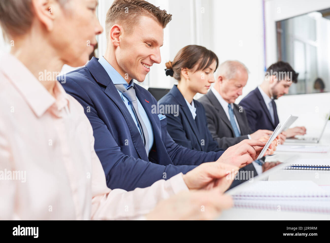 Employee group training hi-res stock photography and images - Alamy
