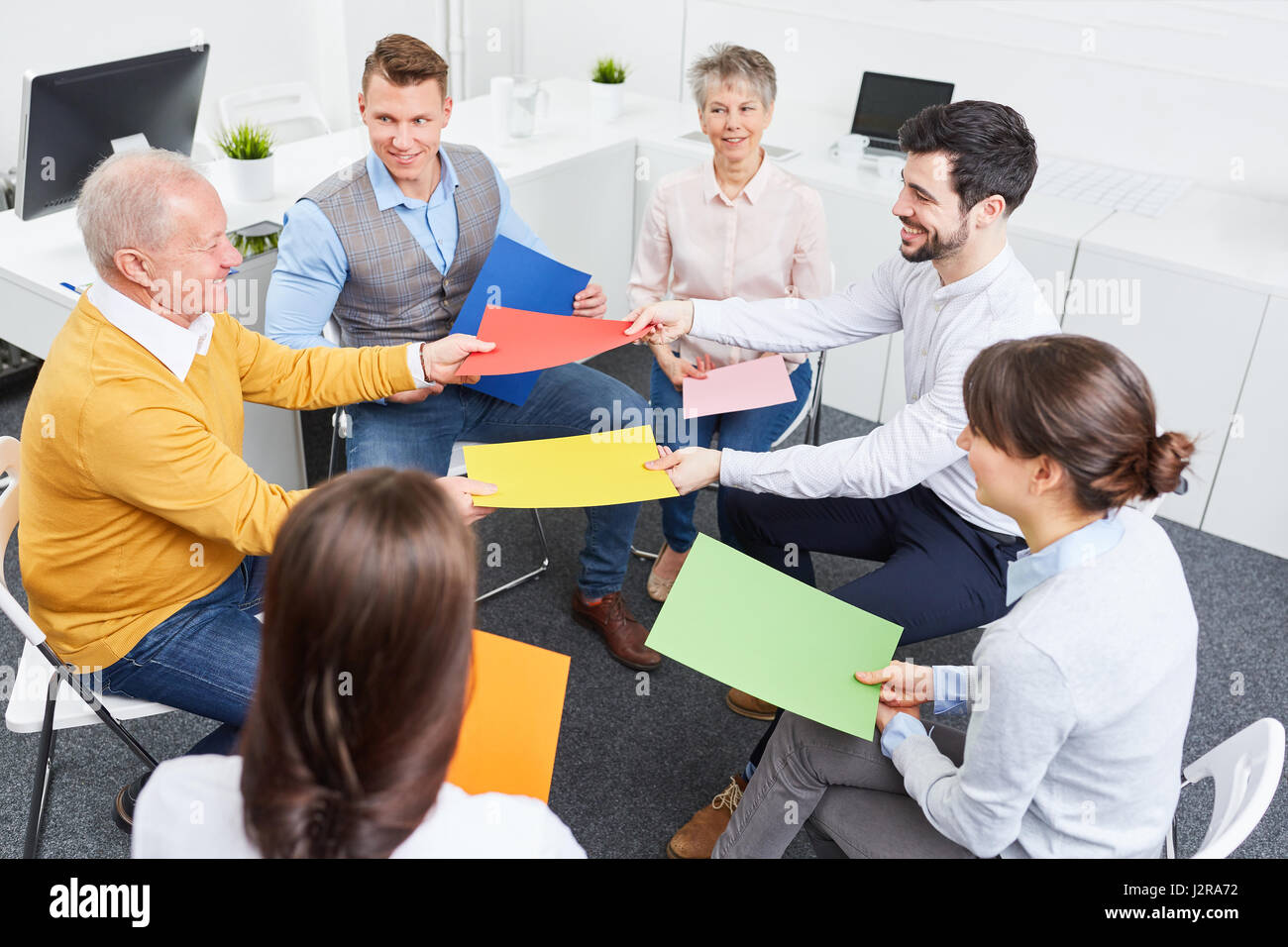 Team building training exercise for successful teamwork cooperation ...