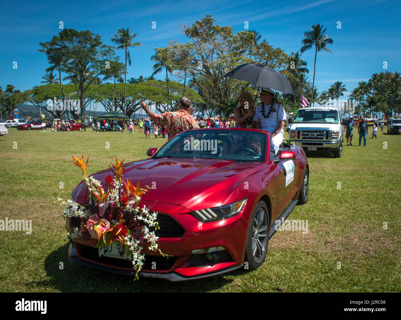 Capt. Jenks, Chief Staff Officer Navy Region Hawaii, and his wife ...
