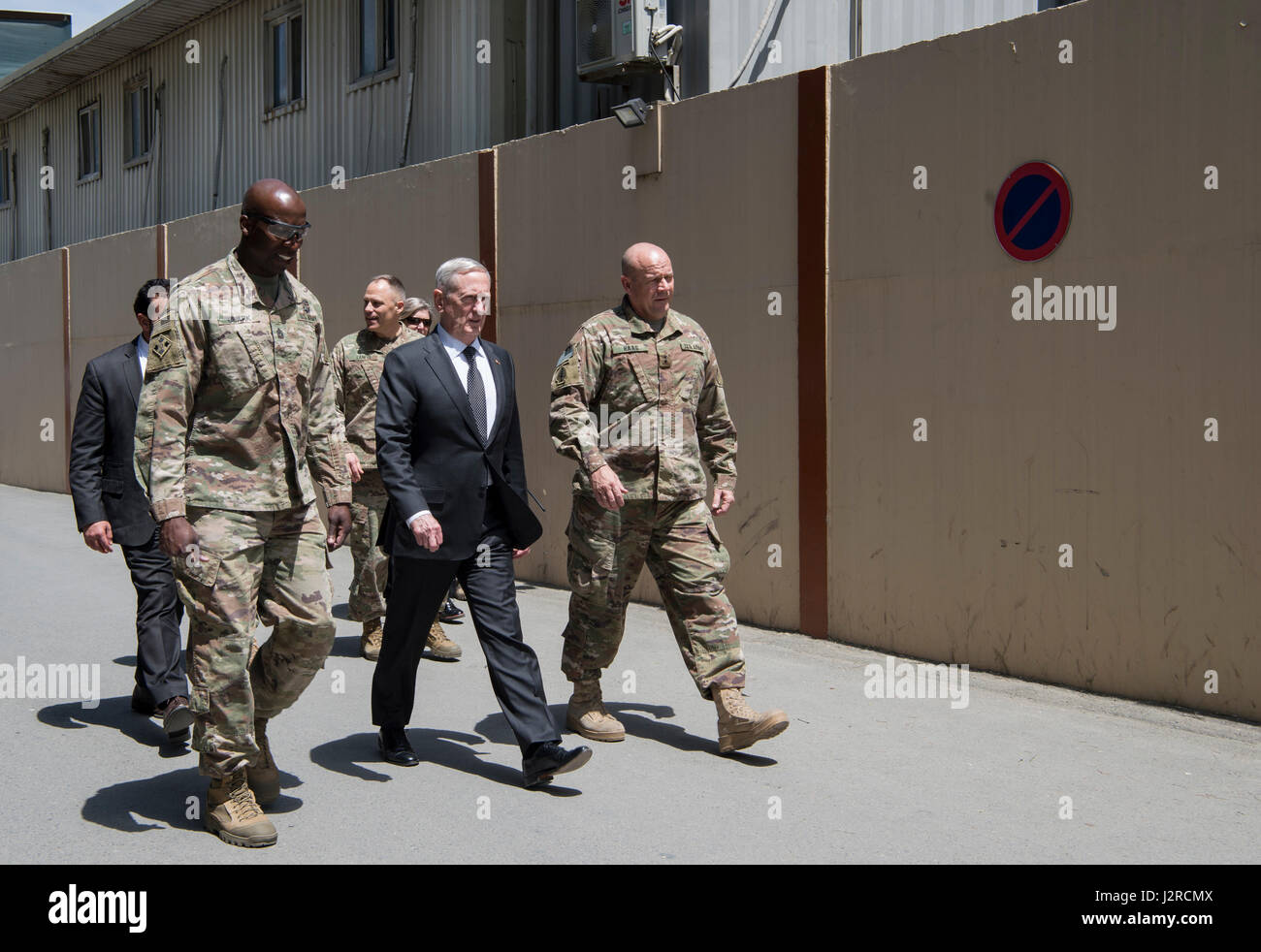 U.S. military leaders meet at Resolute Support Headquarters in Kabul ...