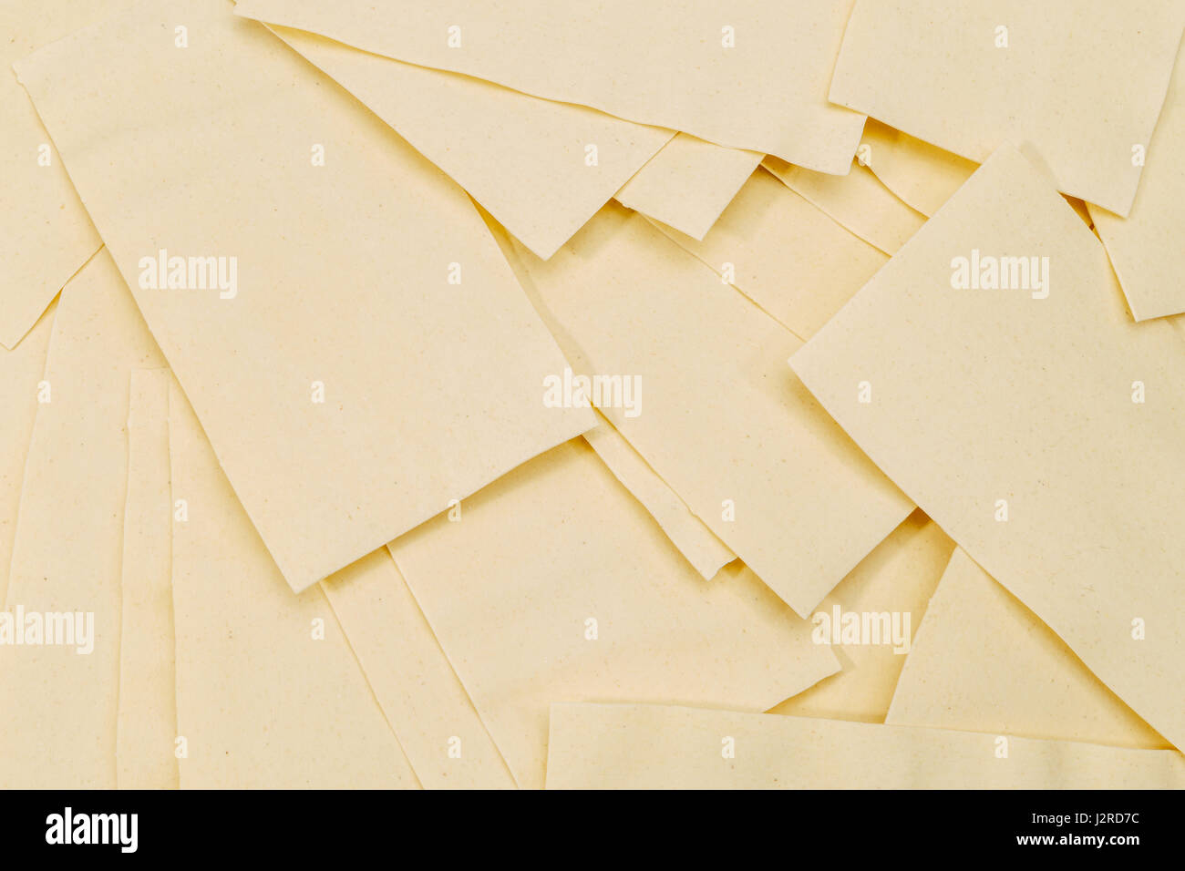 dried uncooked lasagna pasta sheets Stock Photo - Alamy