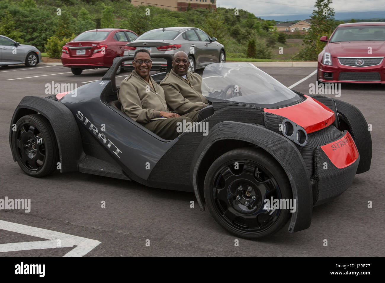 Sergeant Major of the Marine Corps Sgt. Maj. Ronald L. Green, right ...