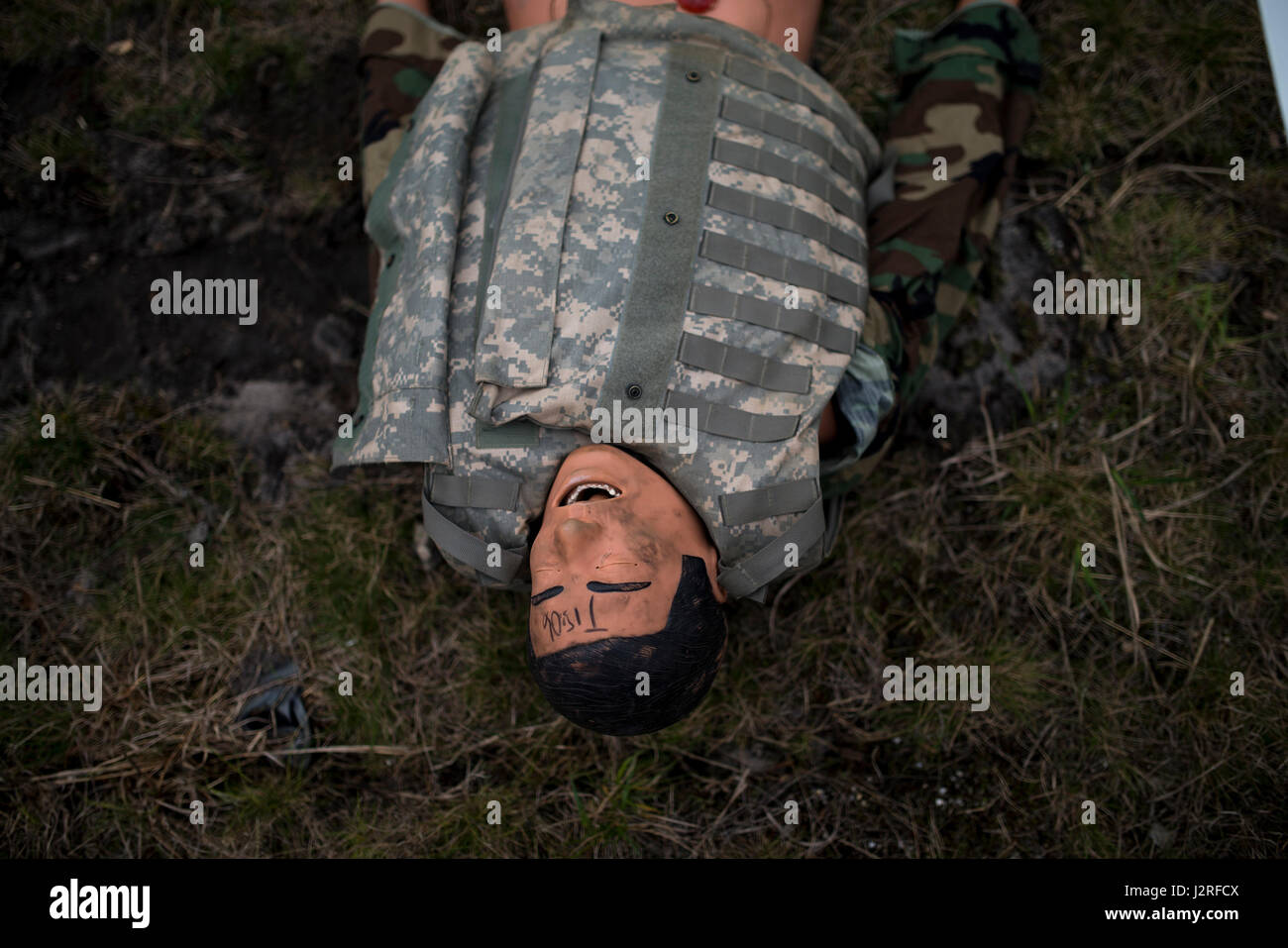 Soldiers taking part in the Region One Best Warrior Competition train ...