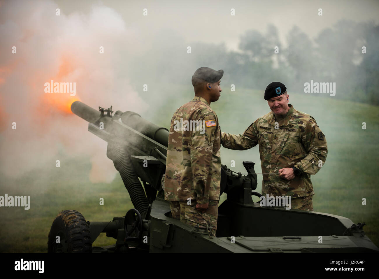 U.S. Army Human Resources Command Soldiers fire cannon salvos at the ...