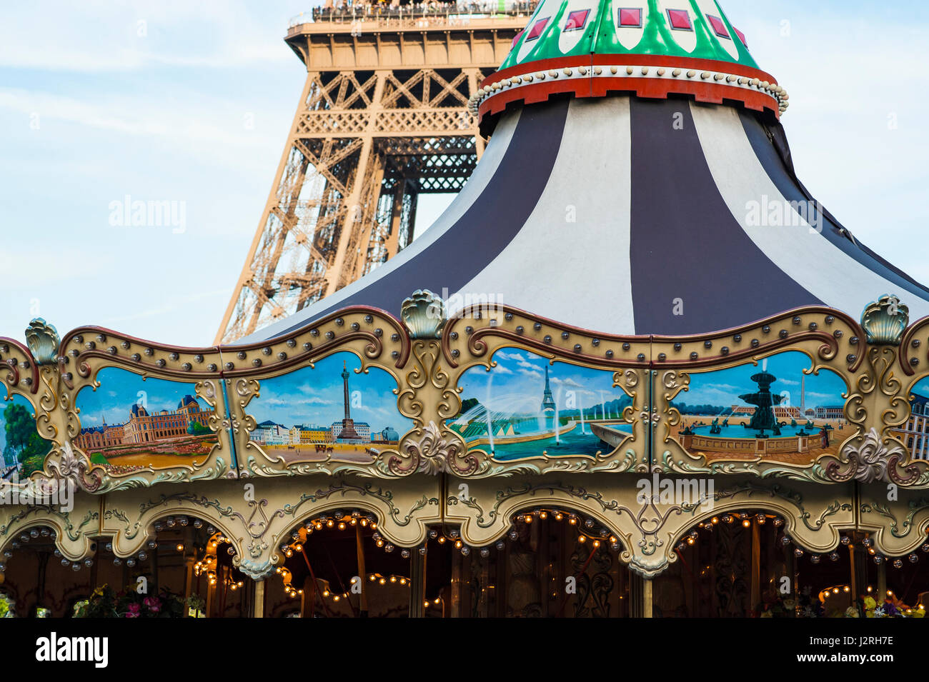 Ornate carousel hi-res stock photography and images - Alamy