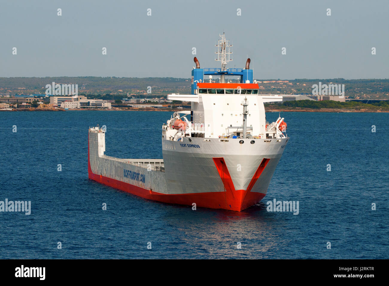 DYT Yacht Express Ship (the world's first specifically built luxury ...