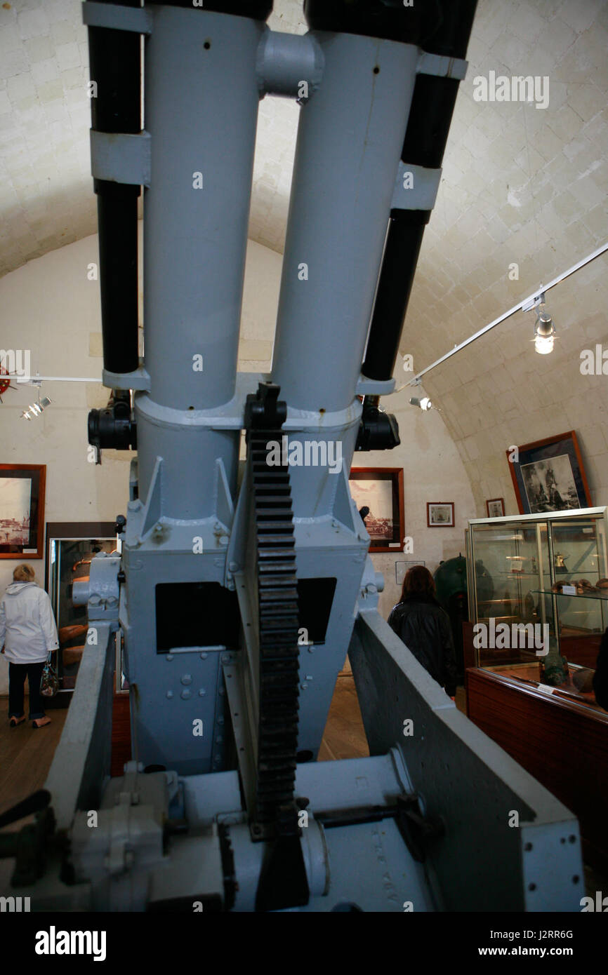 57mm gun hi-res stock photography and images - Alamy
