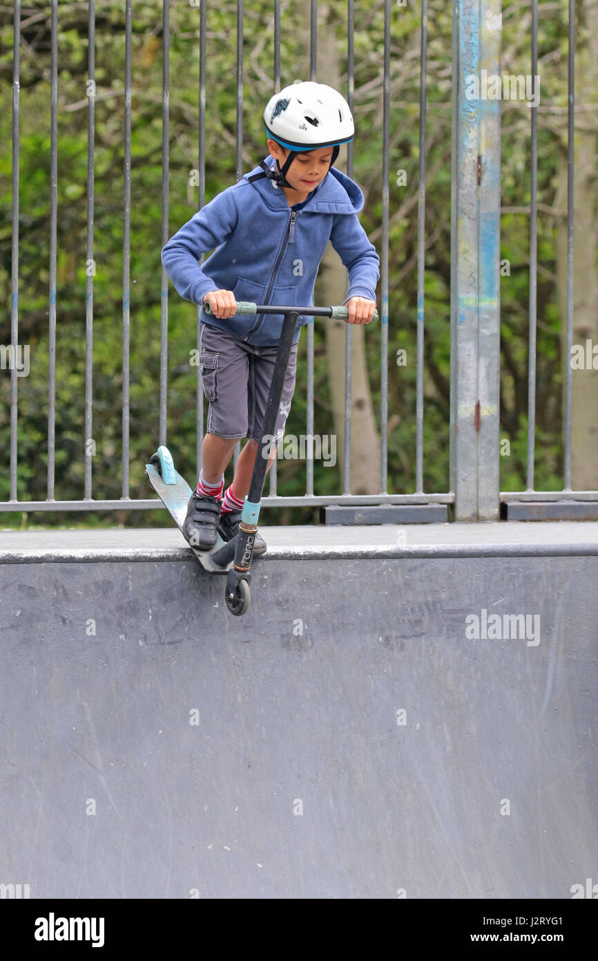 Stunt scooter hi-res stock photography and images - Alamy