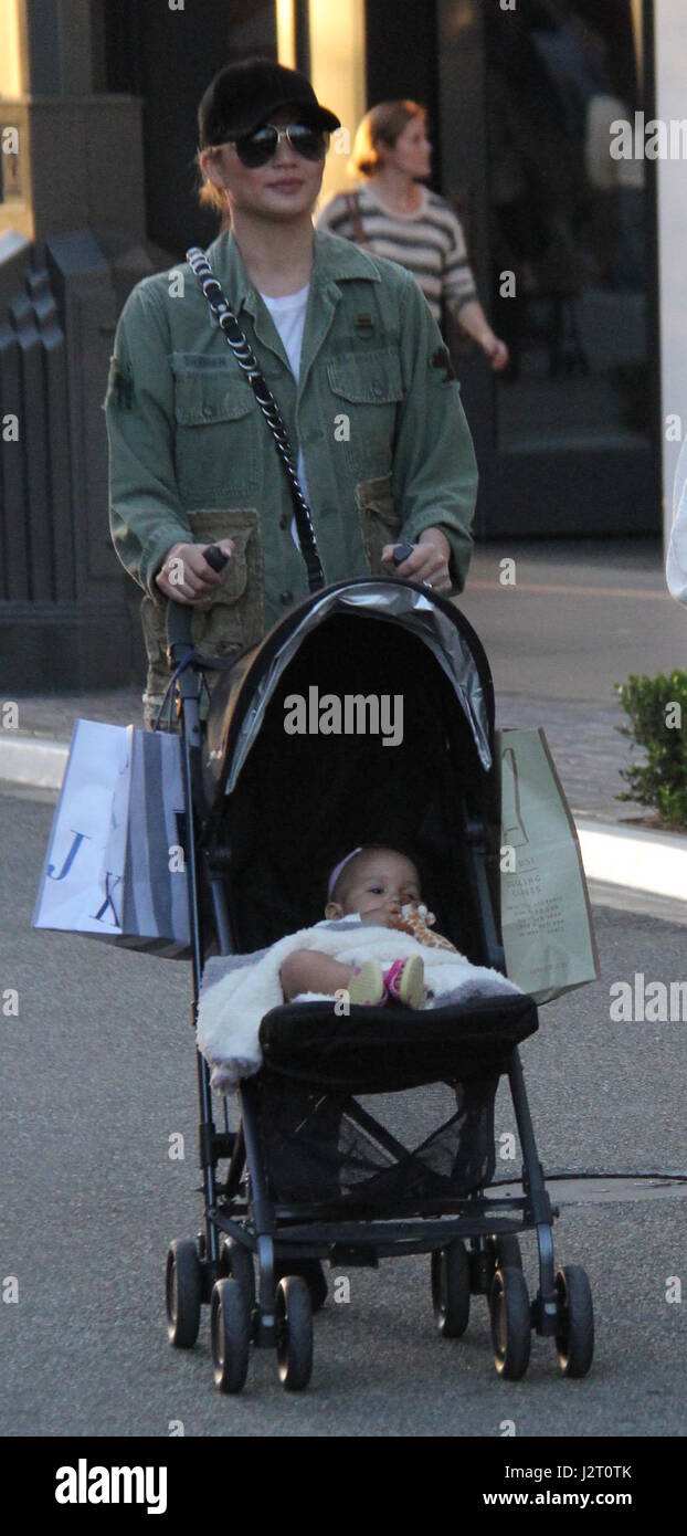 Chrissy Teigen out and about with her daughter Featuring: Chrissy ...