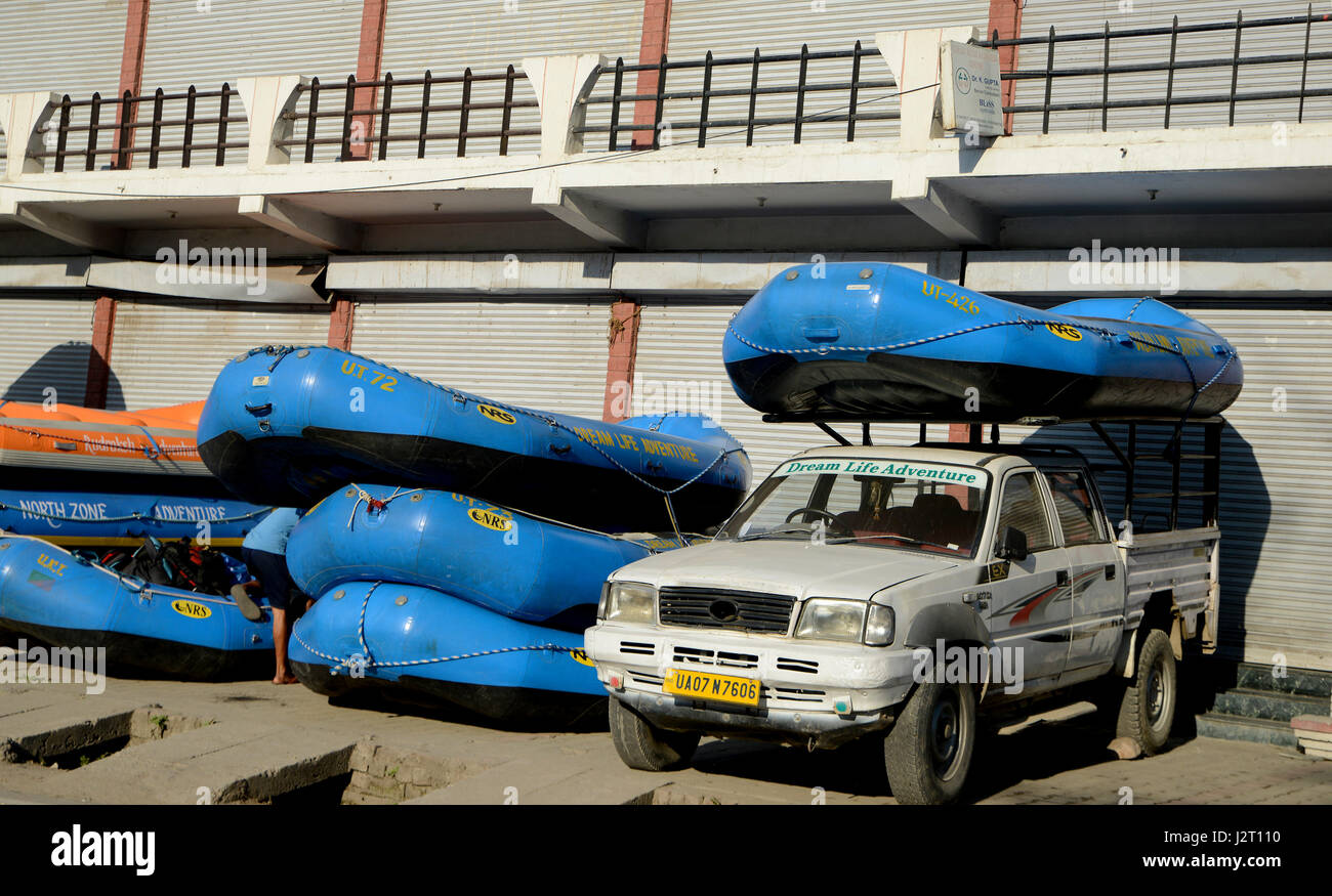Preparing for White water rafting on the camping River side Stock Photo ...