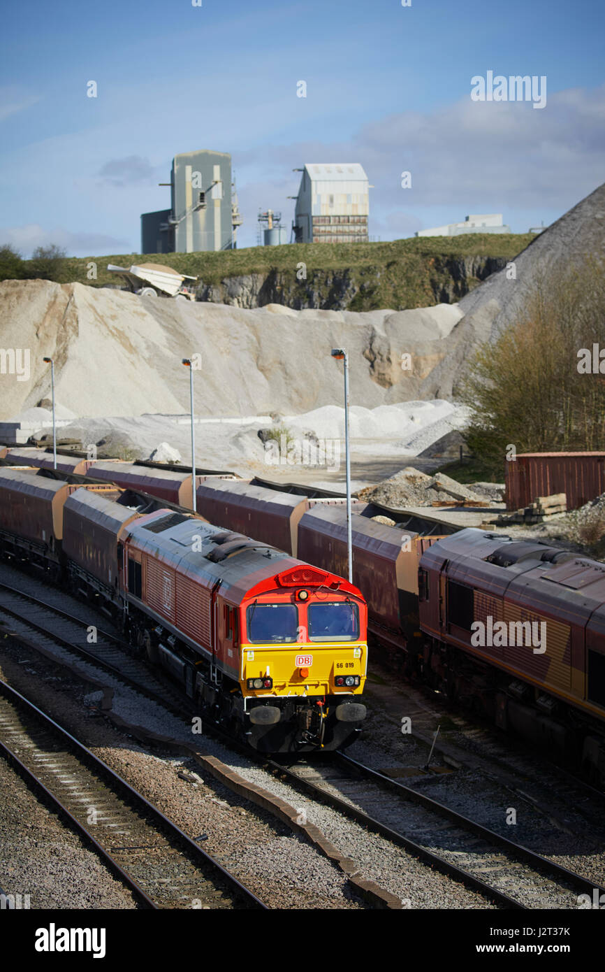 Class 66 freight trains at Cemex Quarry in Dove Holes High Peak ...