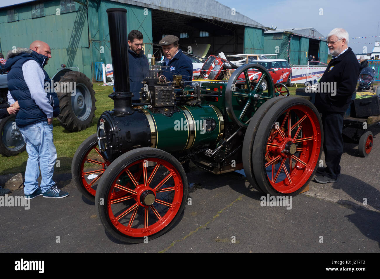 Vintage traction engine hi-res stock photography and images - Alamy
