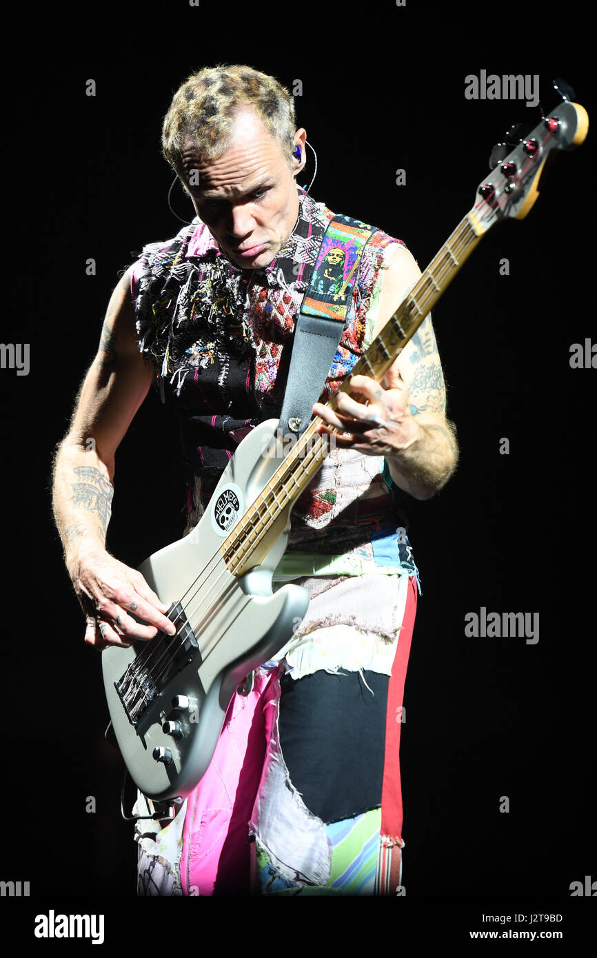 Flea guitarist hi-res stock photography and images - Alamy