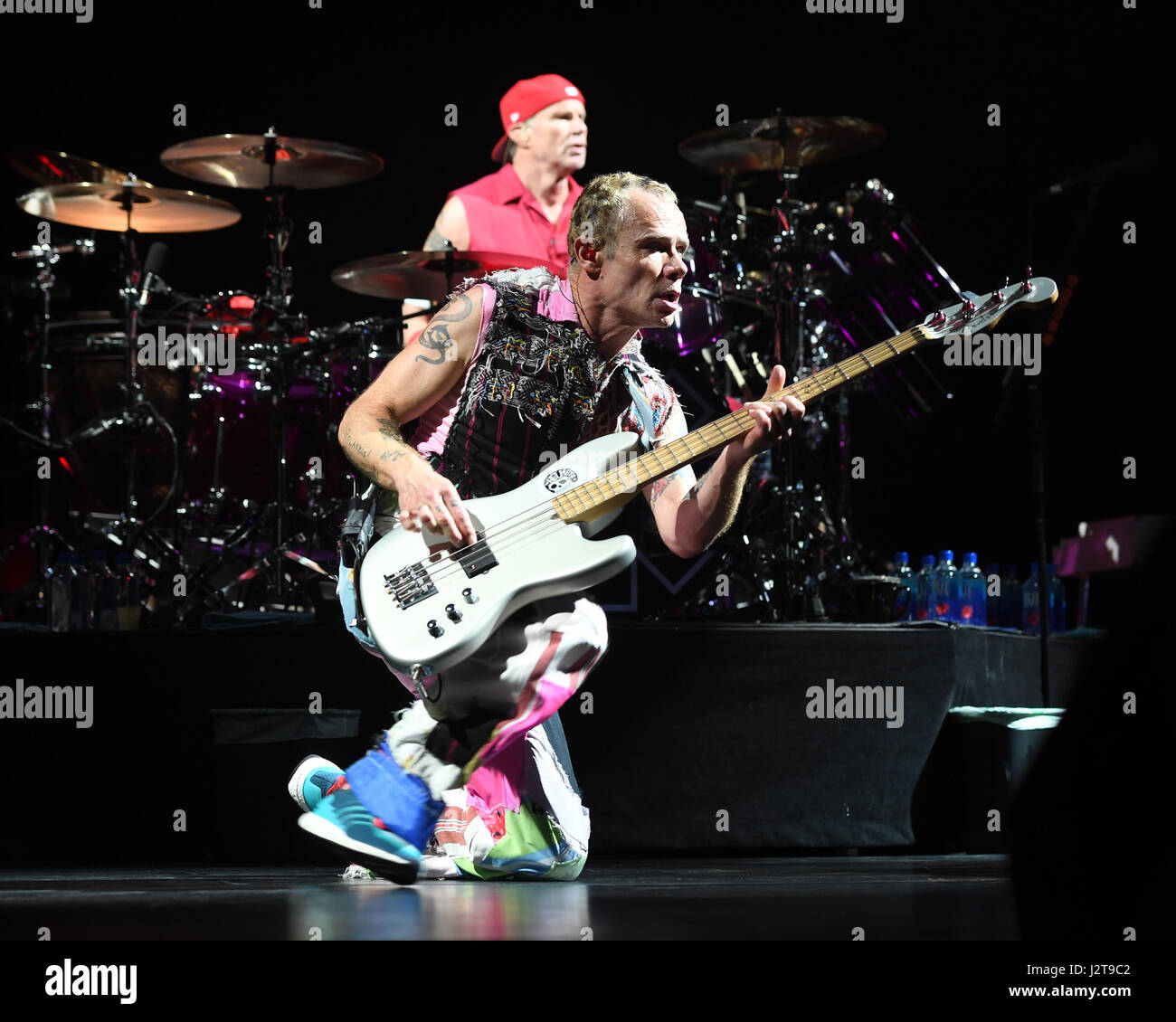 Flea of the red hot chili peppers hi-res stock photography and images ...