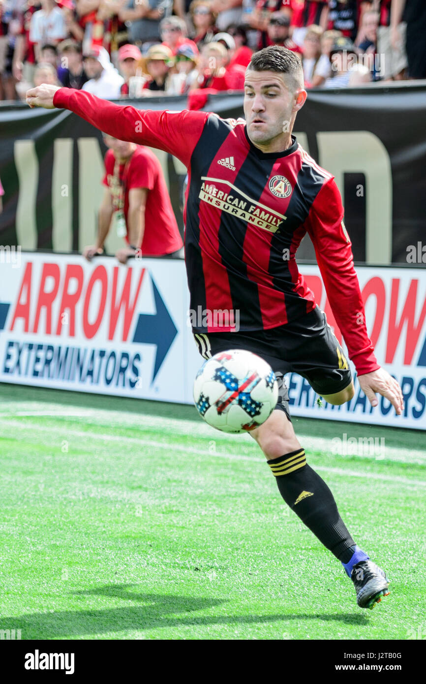 Atlanta, Georgia, USA. 30th Apr, 2017. Atlanta Defender Greg Garza (4 ...
