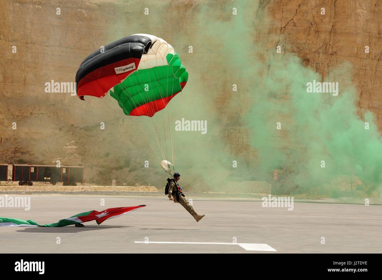 Jordanian special operations forces hi-res stock photography and images ...
