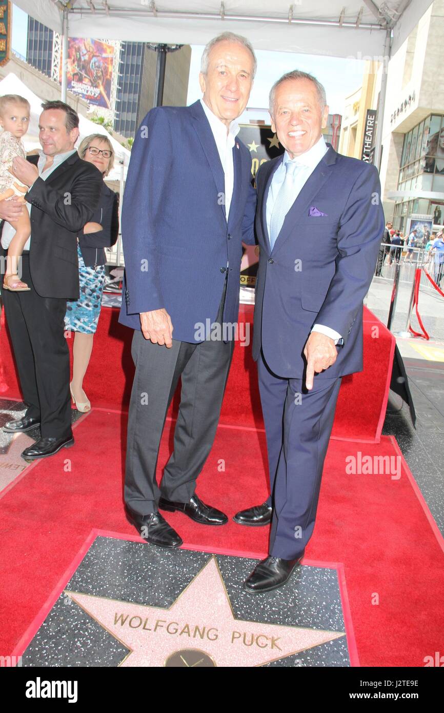 Hollywood, California, USA. 25th Apr, 2017. I15903CHW.Wolfgang Puck ...