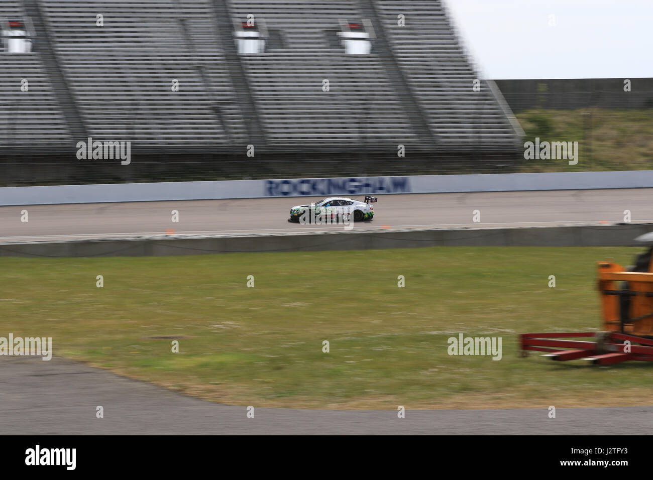 Rockingham, UK. 30th Apr, 2017. Team Parker Racing car number 31 (Rick ...