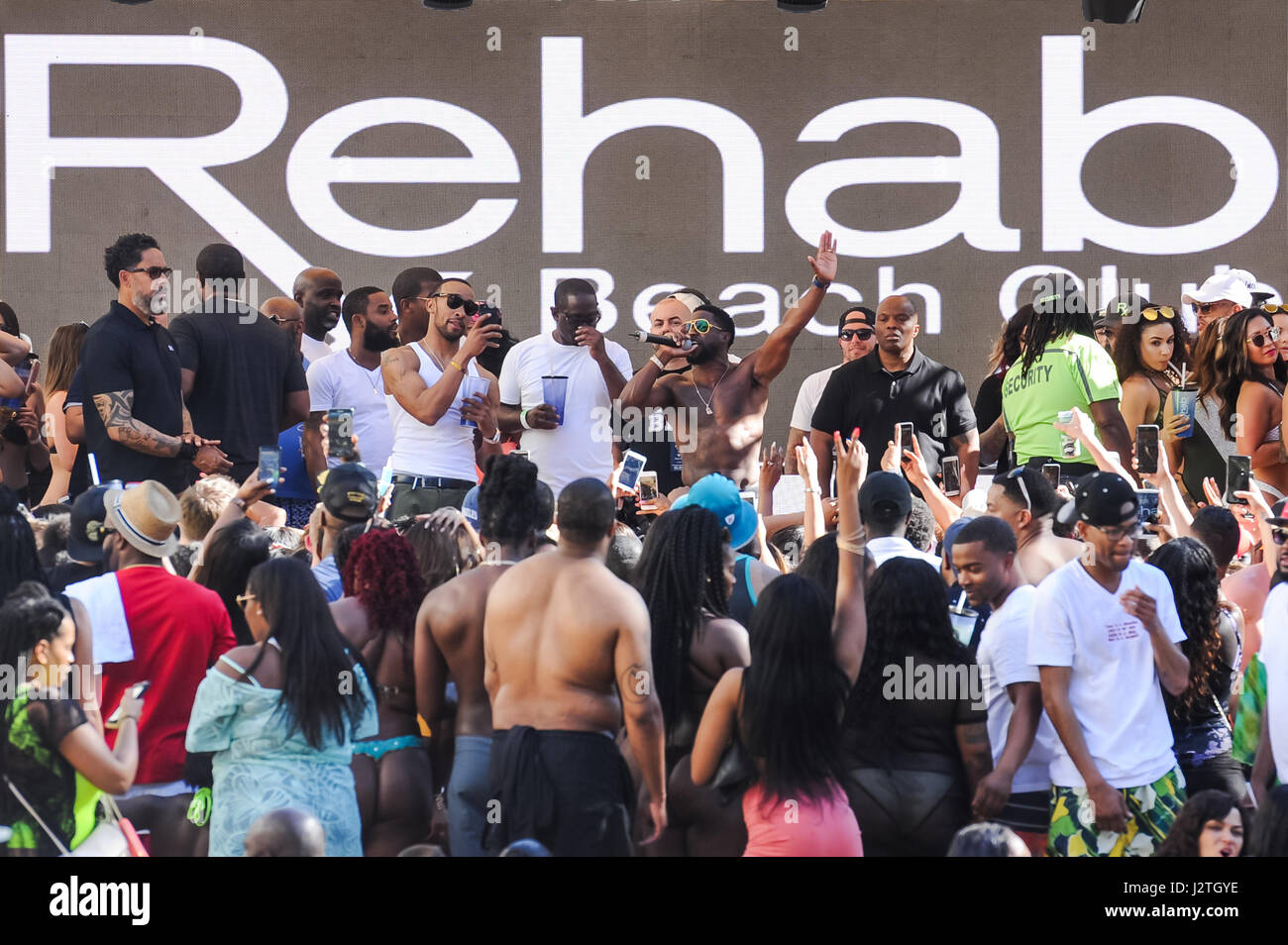 Hard rock club hi-res stock photography and images - Alamy