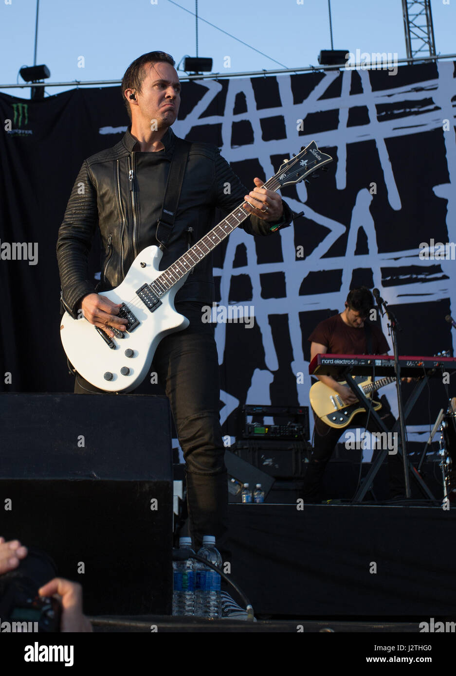 FORT MYERS, FL - APRIL 29: Papa Roach performs during Day 1 of the Fort ...
