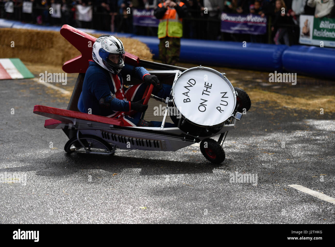 Car crash funny hi-res stock photography and images - Alamy