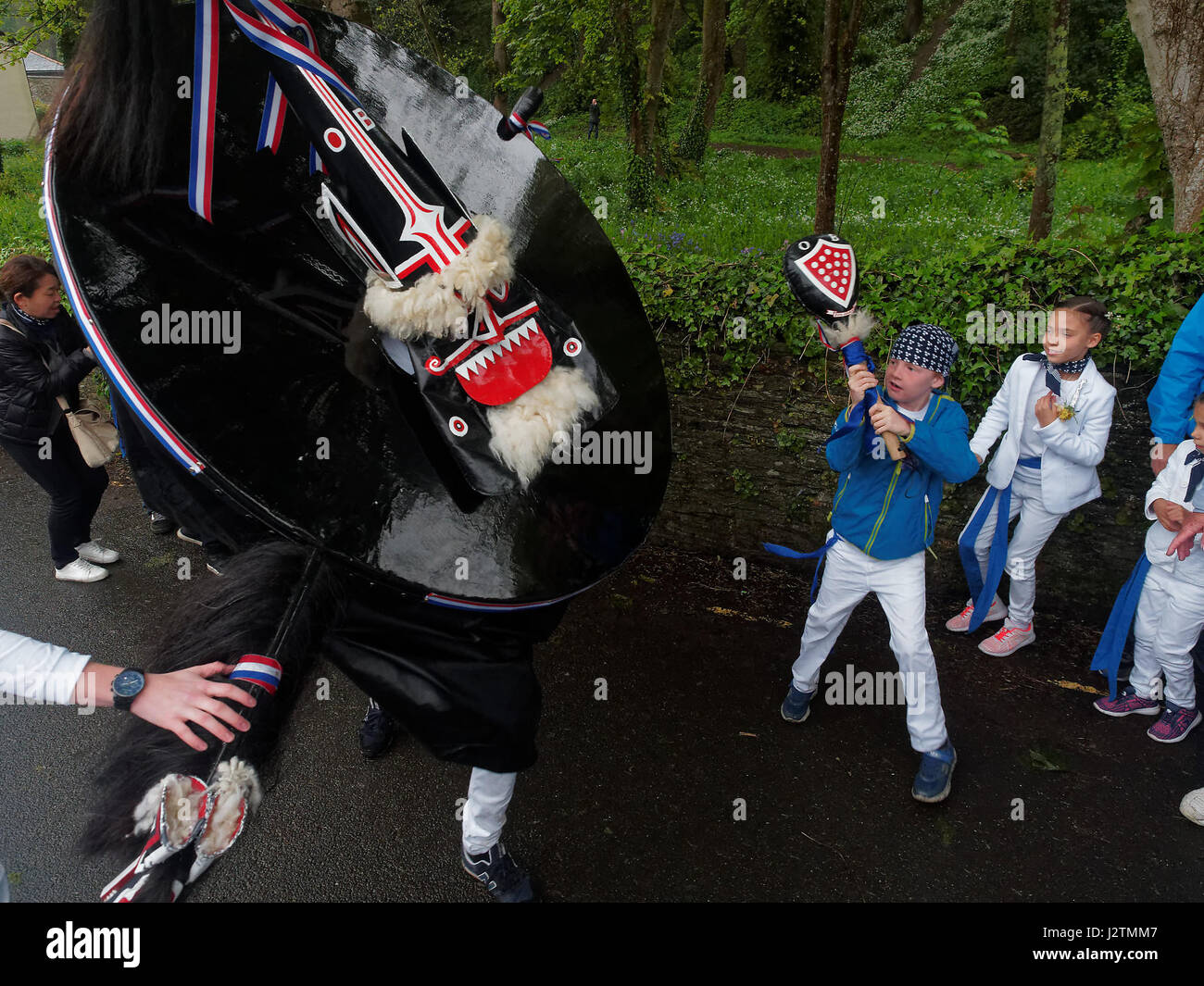May day, Padstow, Cornwall, UK, 1st May,2017. Beltane Obby Oss ...