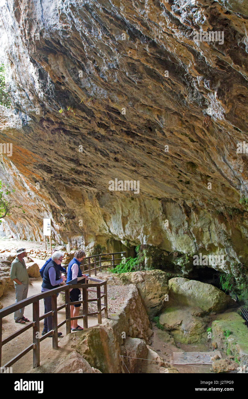 Grotta grotta grotta grotta grotta hi-res stock photography and images ...