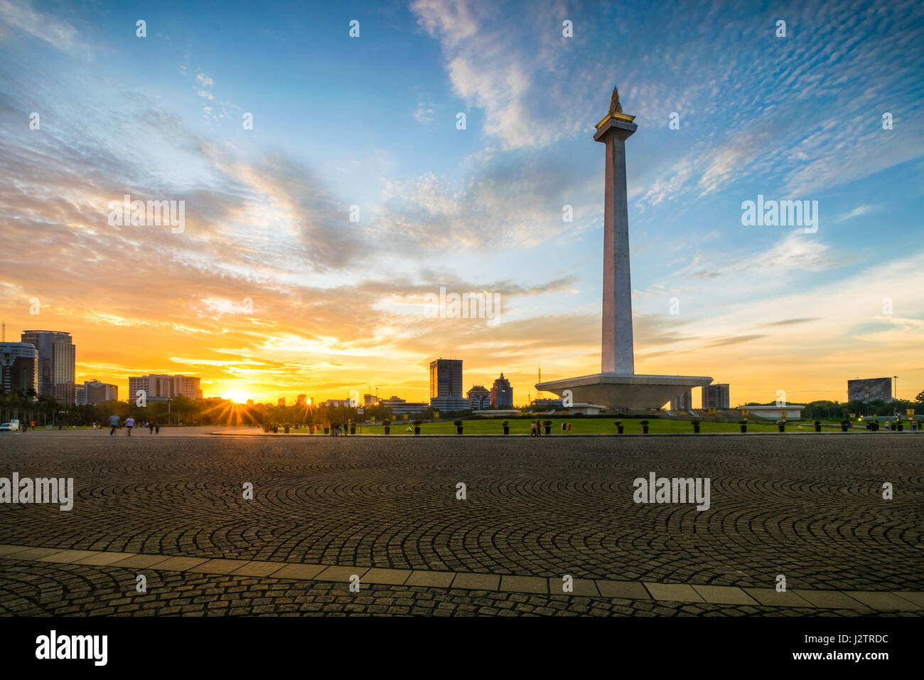 Sunset moment at Monument National in Central Jakarta Stock Photo - Alamy