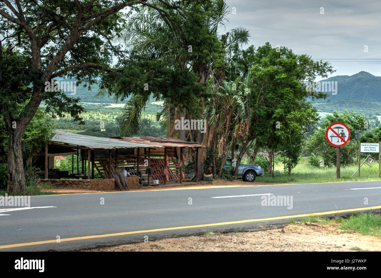 Market south africa fruit hi-res stock photography and images - Alamy