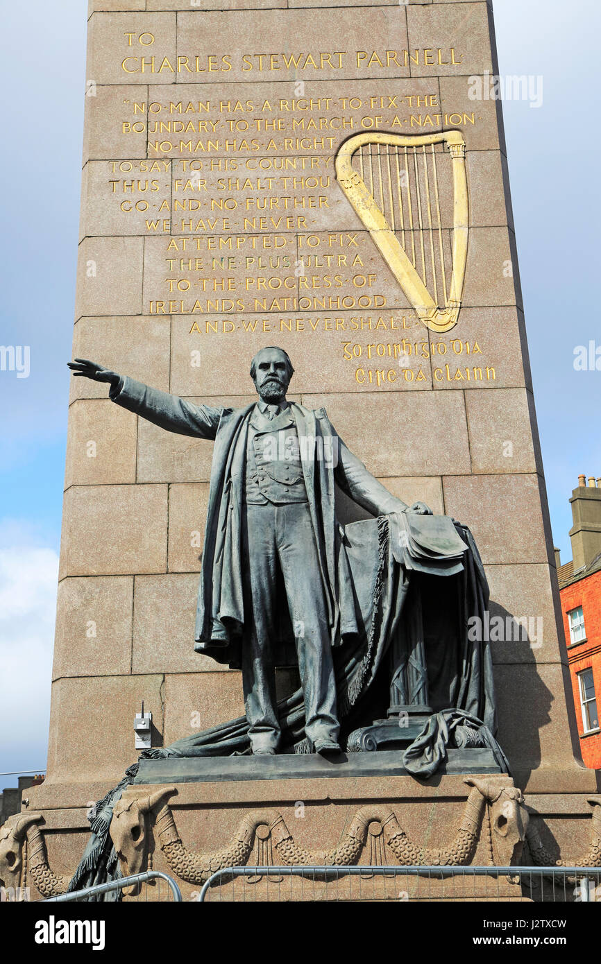 Charles Stewart Parnell monument, O'Connell Street, Dublin city centre ...