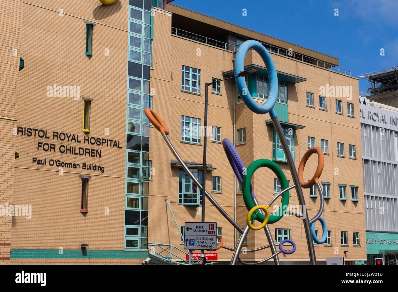 Bristol childrens hospital bristol hi-res stock photography and images ...