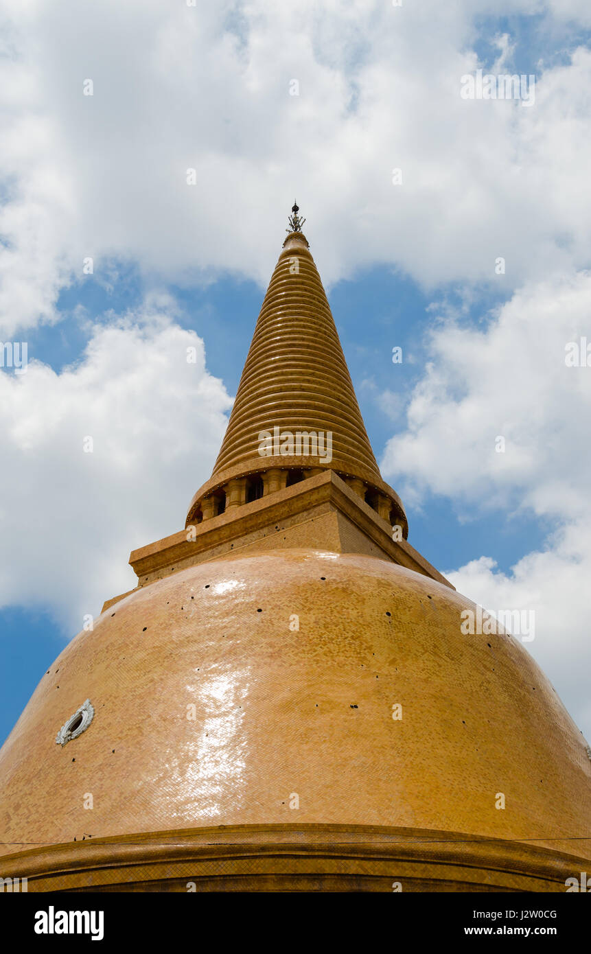 Phra Pathommachedi Is The Landmark of Nakhon Pathom Province of ...