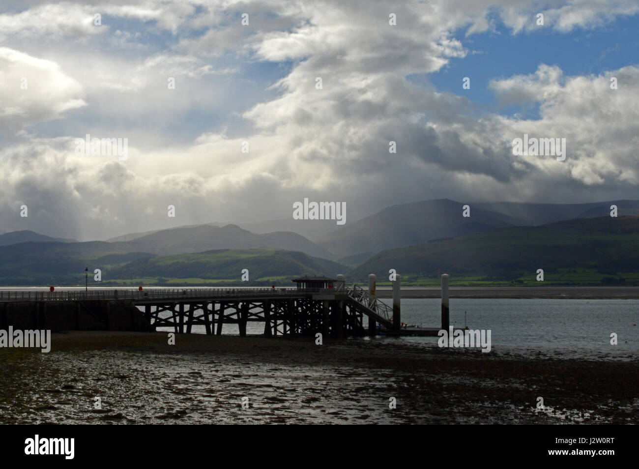 Beaumaris promenade hi-res stock photography and images - Alamy