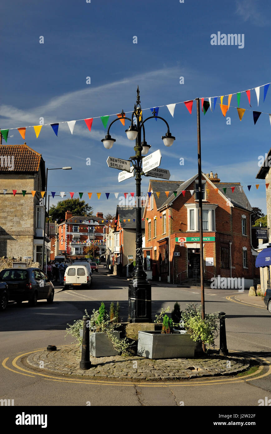 Tisbury road hi-res stock photography and images - Alamy