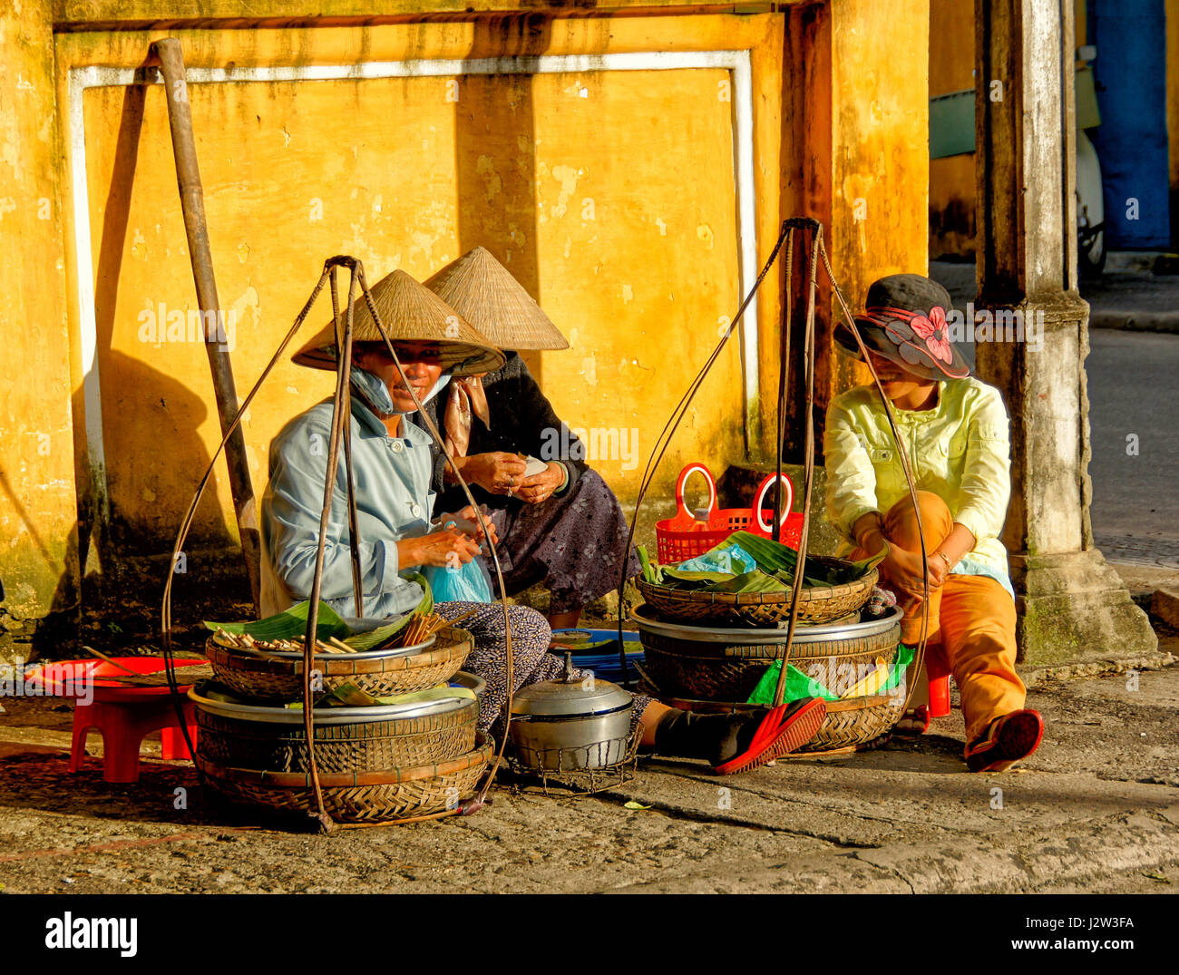 Vegetable hawker hi-res stock photography and images - Alamy