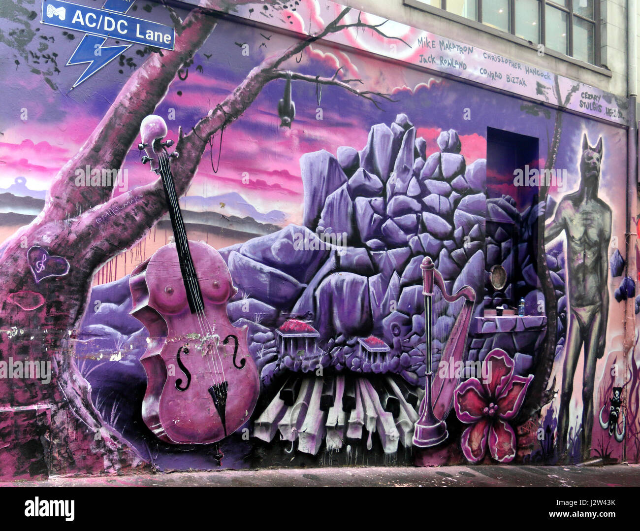 Urban Street Art around Hosier Lane and AC/DC Lane, Melbourne, Victoria ...