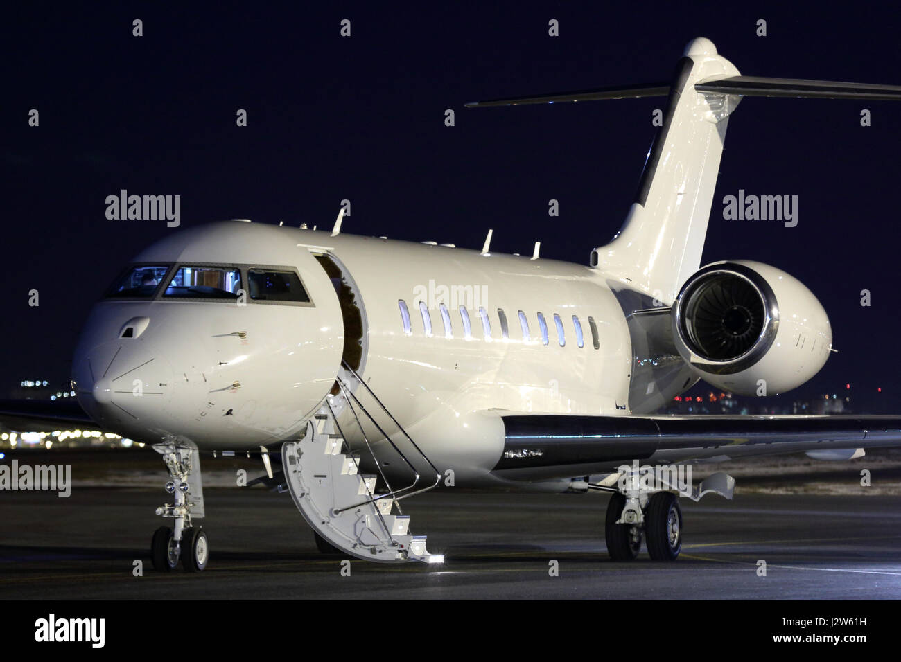 Airplane cockpit night hi-res stock photography and images - Alamy