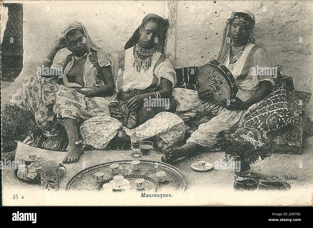 Mauresques hi-res stock photography and images - Alamy