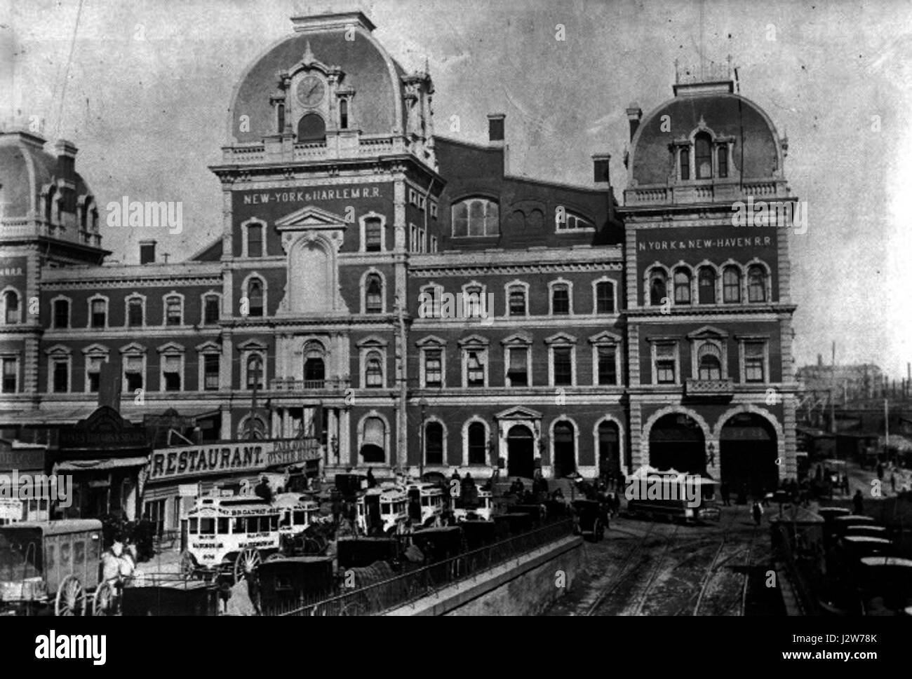 Grand terminal building Black and White Stock Photos & Images - Alamy
