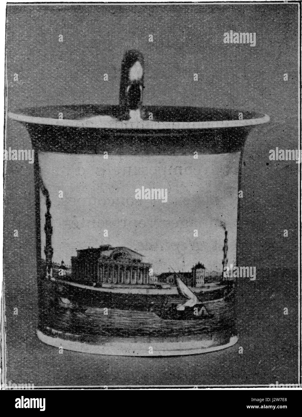 Elegance cup Black and White Stock Photos & Images - Alamy