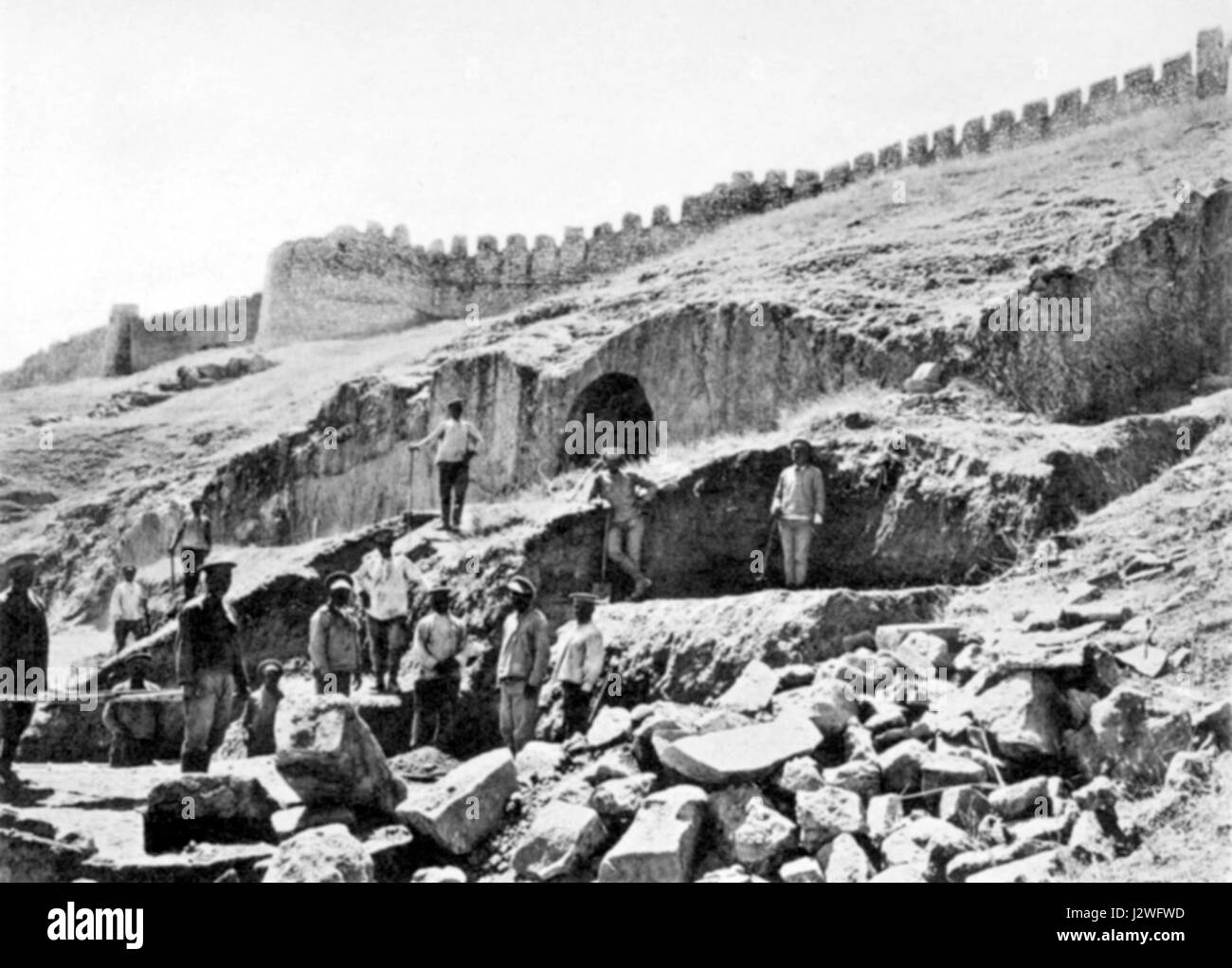 1915 excavations at Tushpa Stock Photo - Alamy