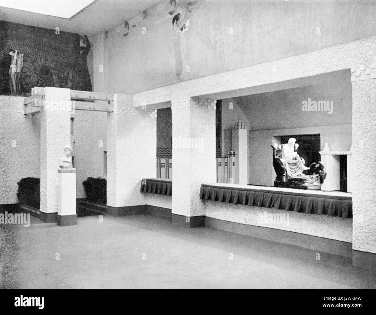 Klimts beethoven frieze hi-res stock photography and images - Alamy