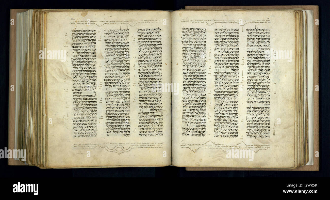 Illuminated new testament hi-res stock photography and images - Alamy