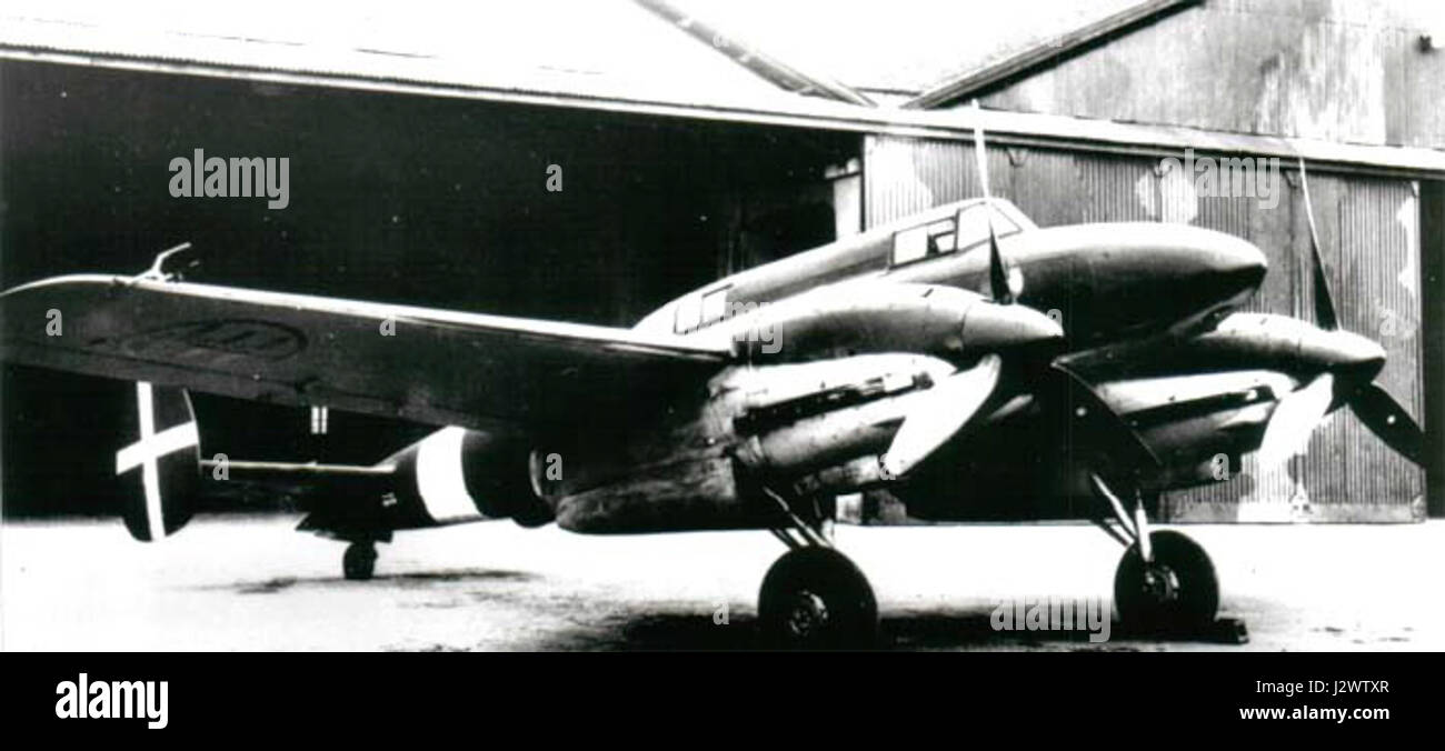 Ww2 jet fighter hi-res stock photography and images - Alamy