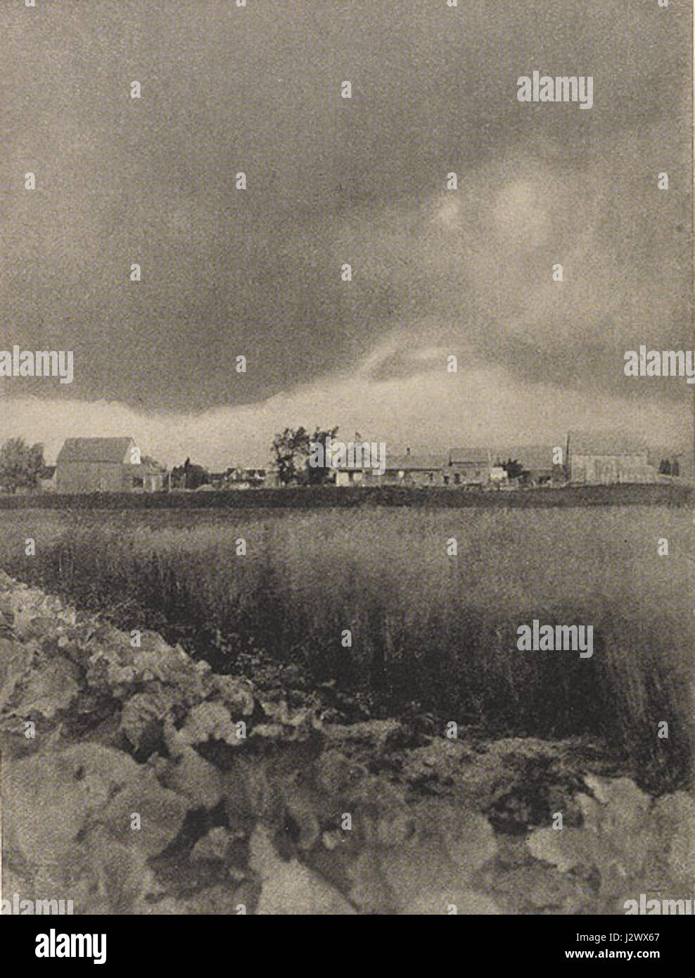 CameraWork 09 10 features a collection of photographic works ...