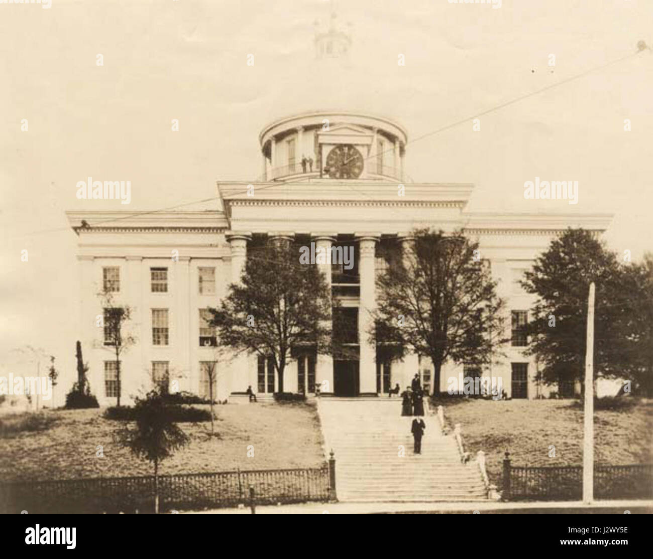 The Alabama Capitol Building, constructed in the 1850s and standing as ...