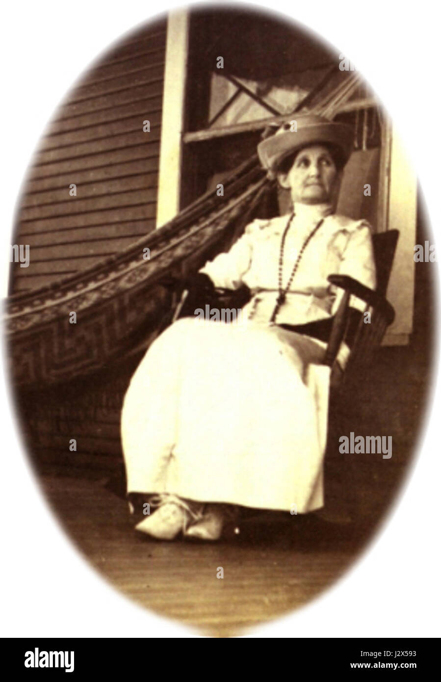 Alice davis brown Stock Photo - Alamy