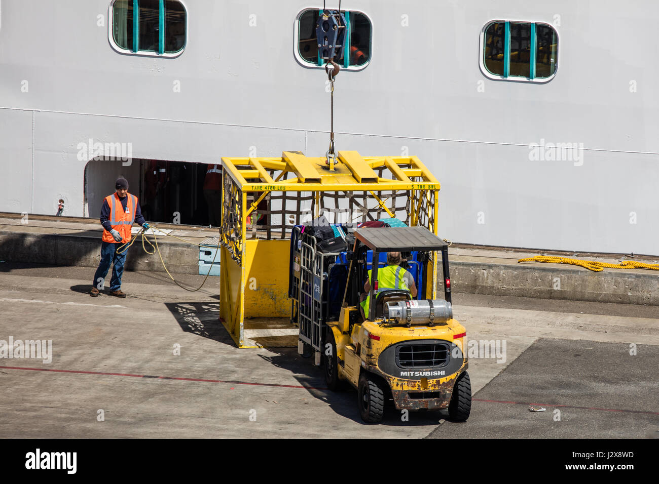 Suppling hi-res stock photography and images - Alamy