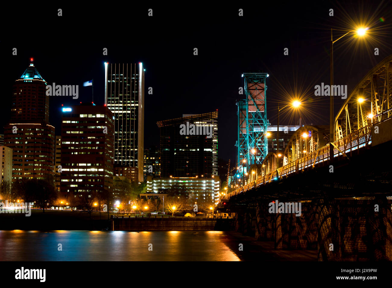 Night Quay downtown Portland and road footbridge over the River ...